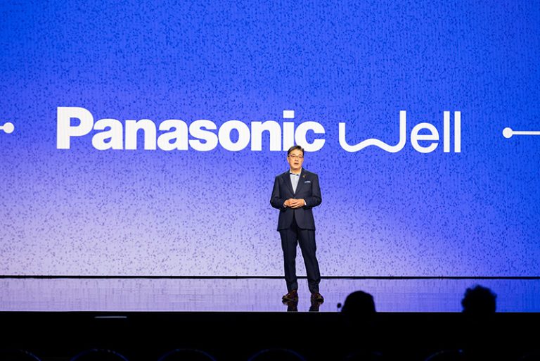 松下集团CEO楠见雄规在 CES 2025 上发表开幕主题演讲 宣布”Panasonic Go”这一利用AI推动业务转型的全球性企业增长计划 ...